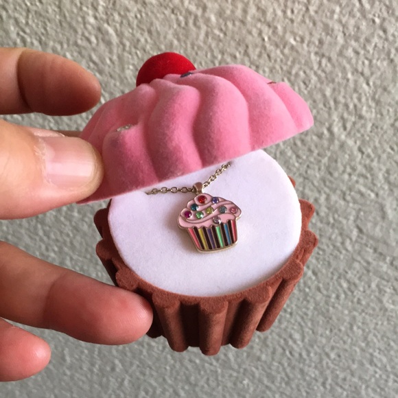 Vintage | Jewelry | Cupcake Pendant Necklace | Poshmark